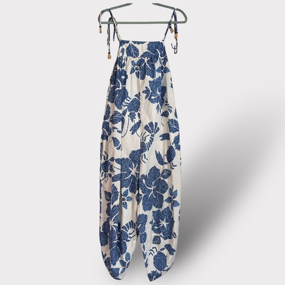 FARM Rio | Pants & Jumpsuits | Farm Rio Blue White Floral Jumpsuit M ...